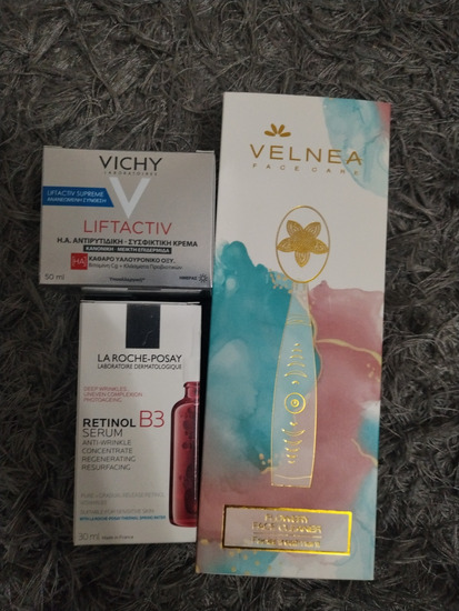 Vichy liftactiv supreme i La roche Retinol serum