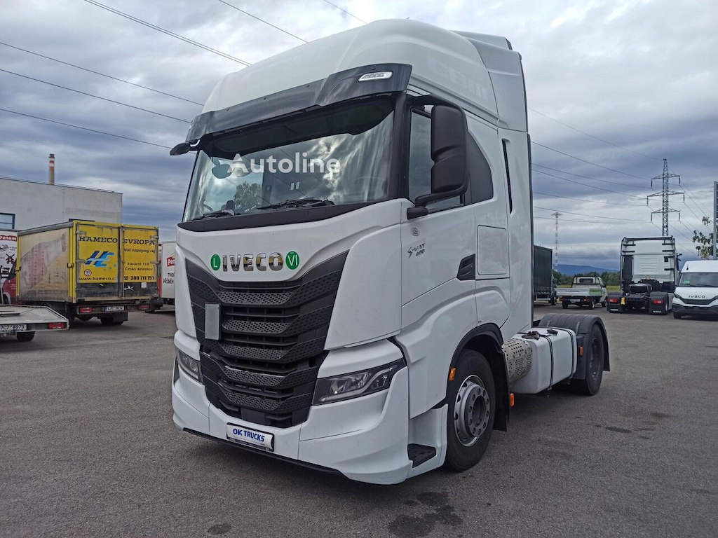IVECO Stralis AS440S48T/P tegljač