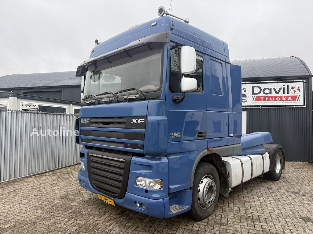 DAF XF 105 460 tegljač