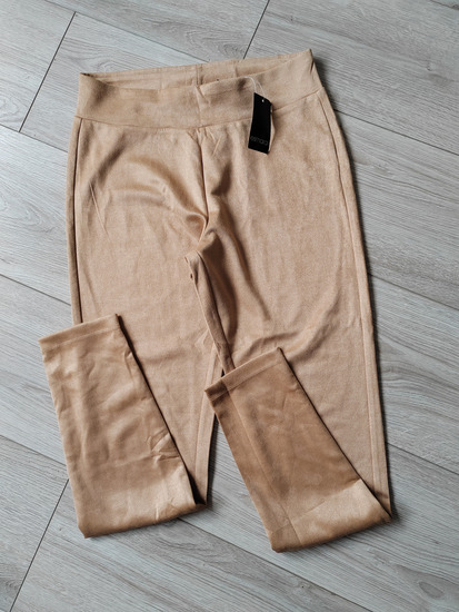 Nove Esmara pantalone helanke