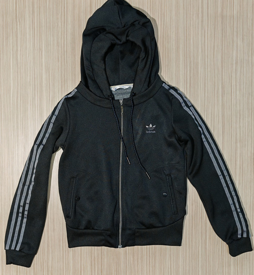 Adidas ženski duks vel. 38
