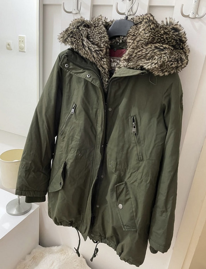 Parka s krznom