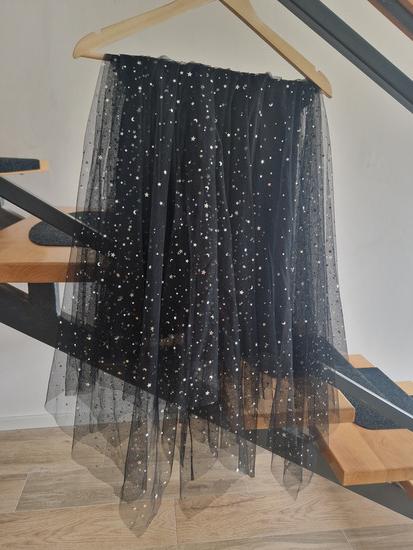 Suknja od tila sa zvezdicama