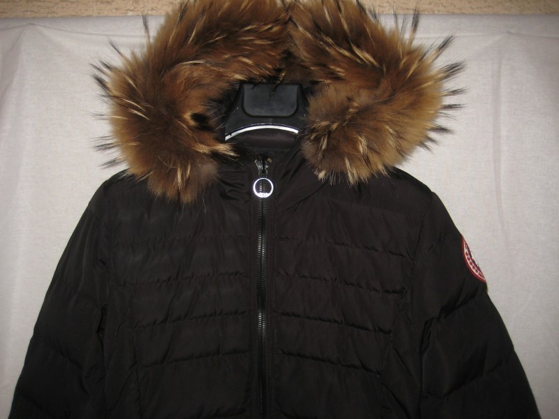 ORIGINAL " CANADA GOOSE " PERJANA JALNA