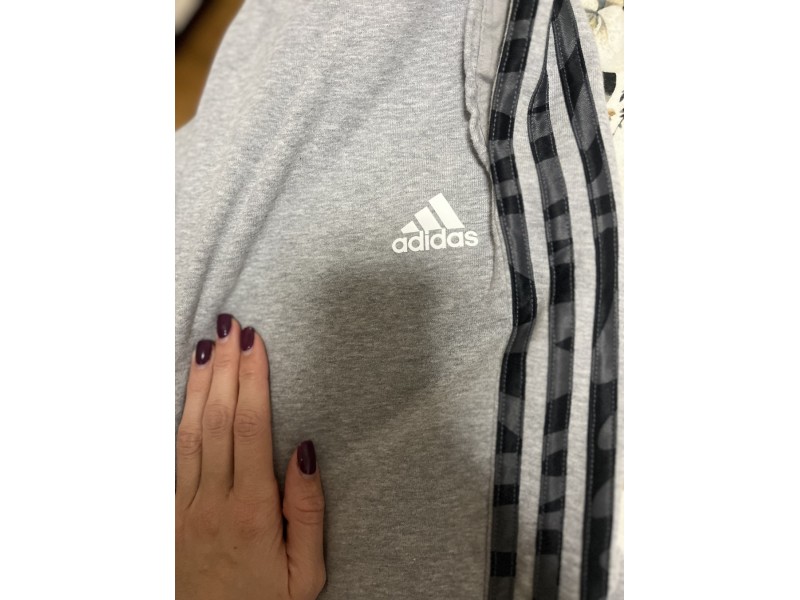 ADIDAS trenerka ZENSKA kao NOVA