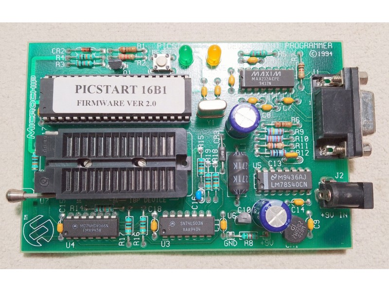 Kontroleri, moduli, elektronske komponente.