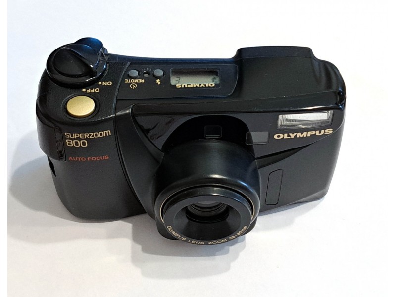 Olympus SuperZoom 800 auto fokus