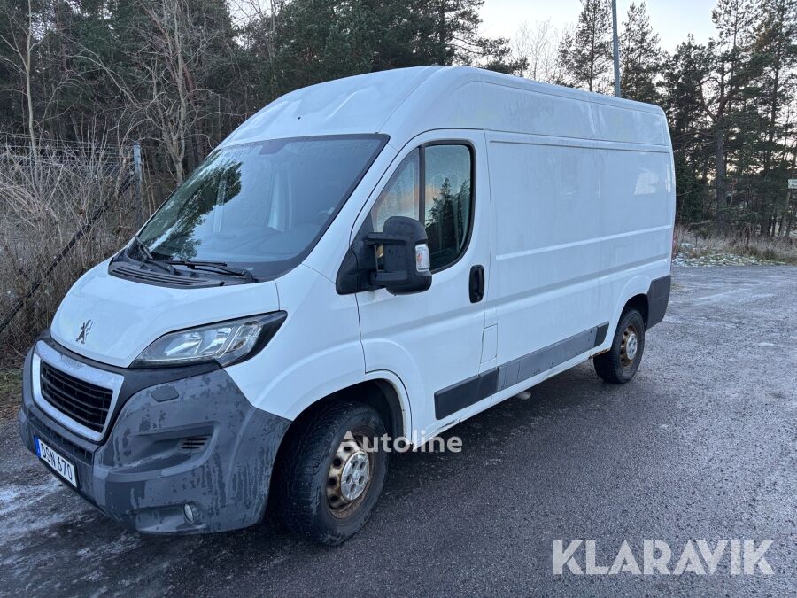 Prodaje se Peugeot Boxer minibus furgon na aukciji