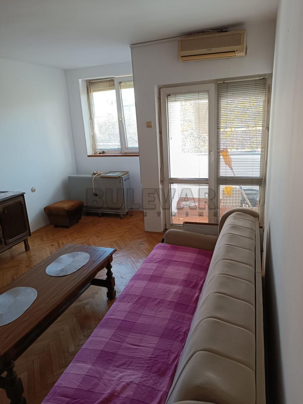 Rentgenova, Jednoiposoban stan za izdavanje, 42m2, 250€