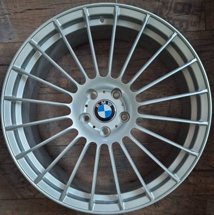 Alpina Model F9701-7 8,5×21 5/120 ET35; 9,5×21 5/120 ET40