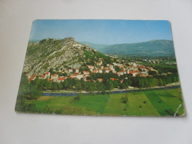 KNIN