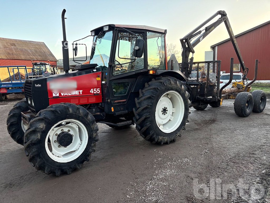 Prodaje se Valmet VALMET/VALTRA VALMET 455-4 traktor točkaš na aukciji