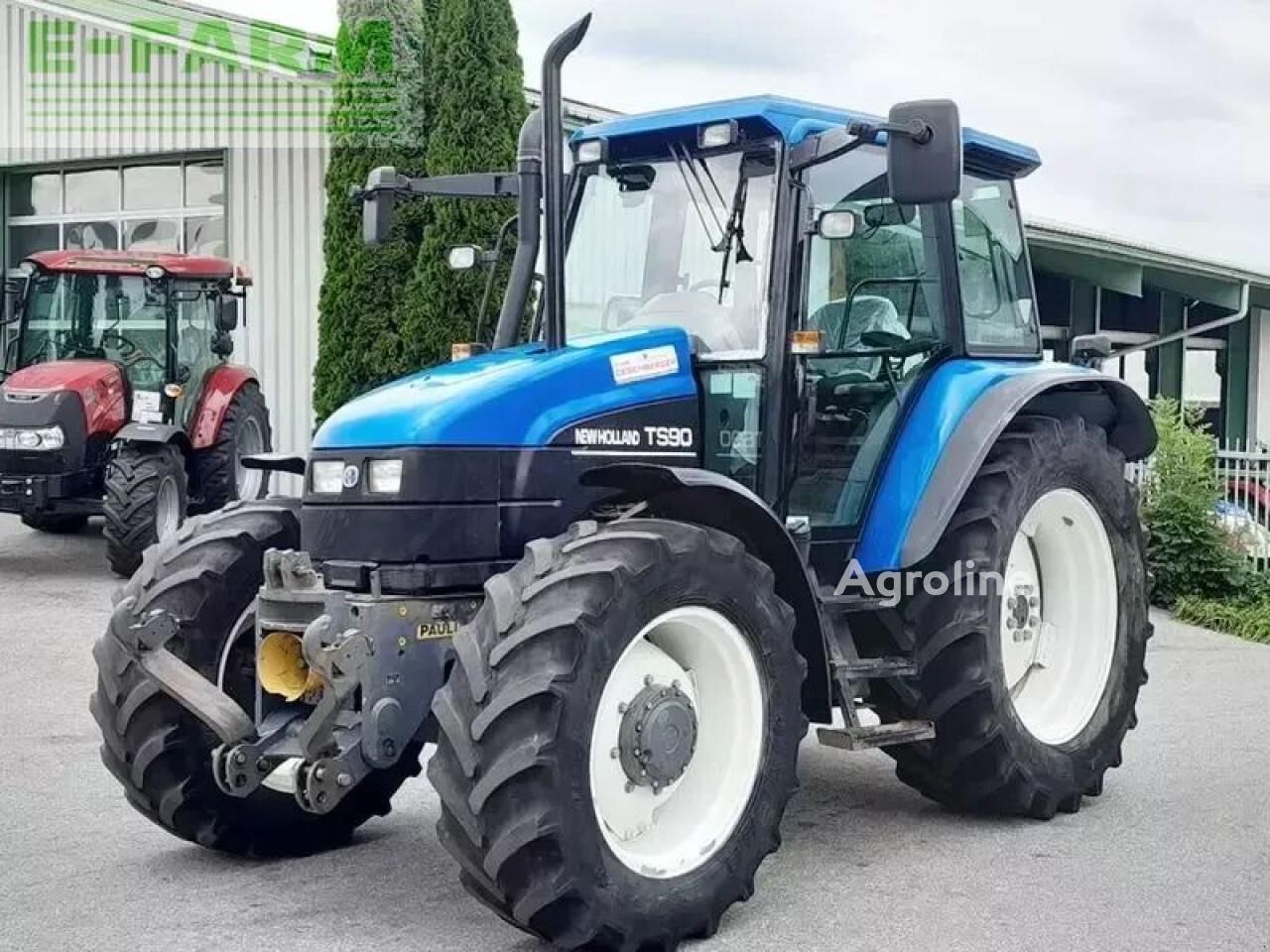 New Holland ts90 traktor točkaš