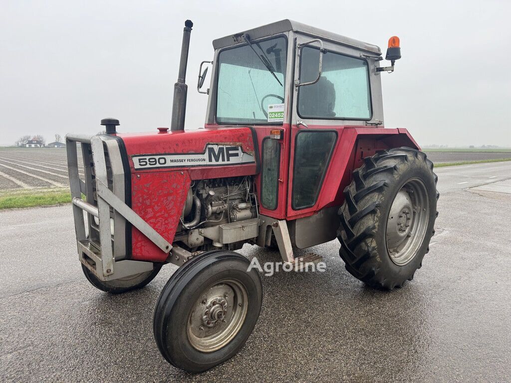 Massey Ferguson 590 traktor točkaš