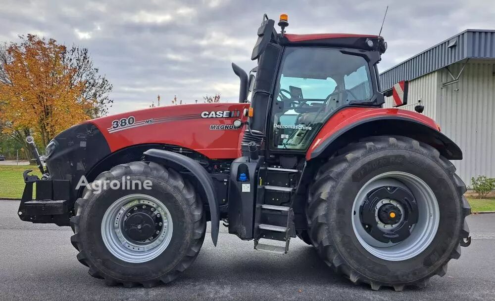 Case IH Magnum 380 CVX traktor točkaš