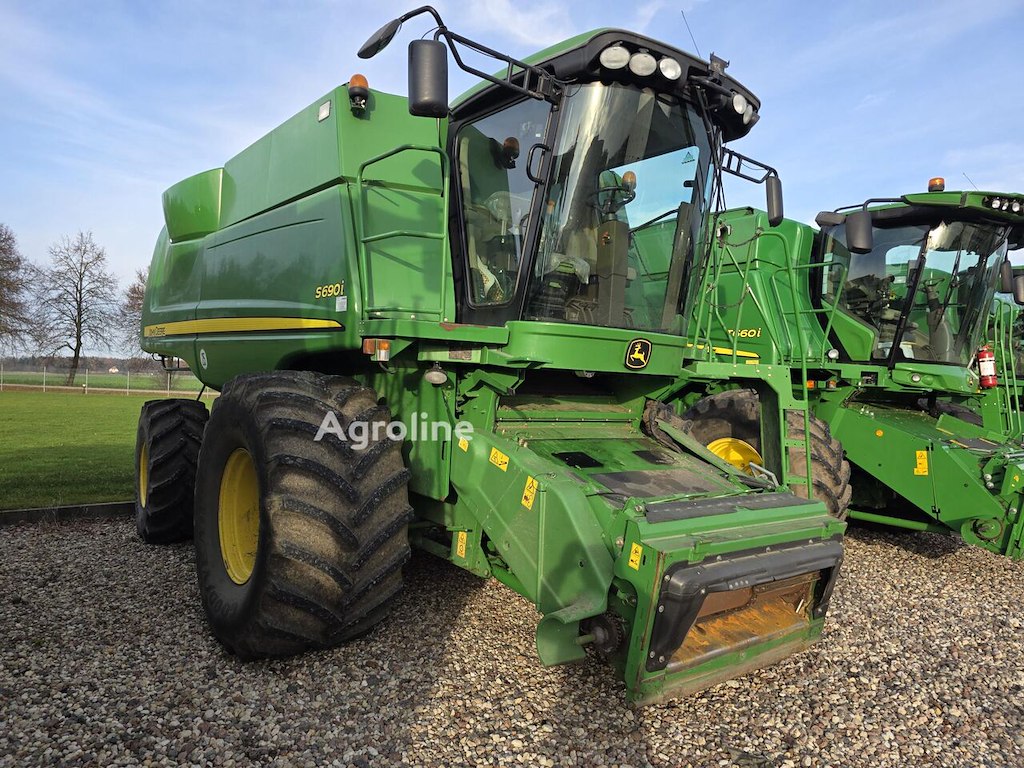 John Deere S690 kombajn za žito