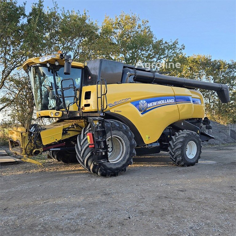 Prodaje se New Holland CX8090 kombajn za žito na aukciji