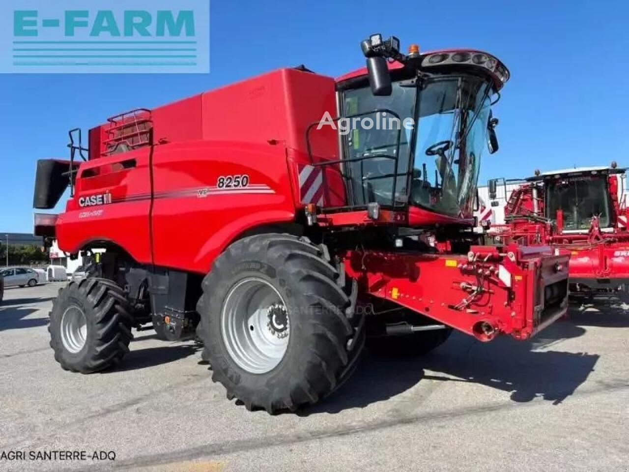 Case IH axial-flow 8250 kombajn za žito