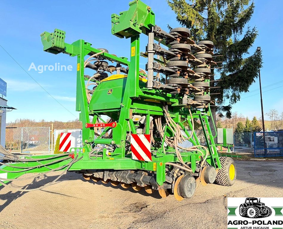 John Deere 750A kombinovana sejalica
