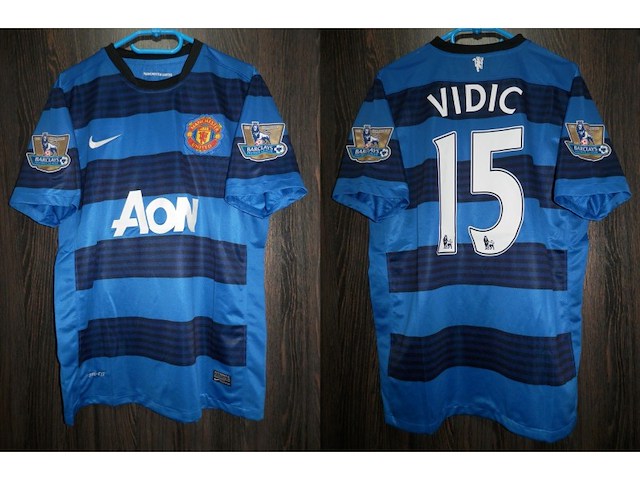 Manchester United dres 2011-12 Nemanja Vidić 15
