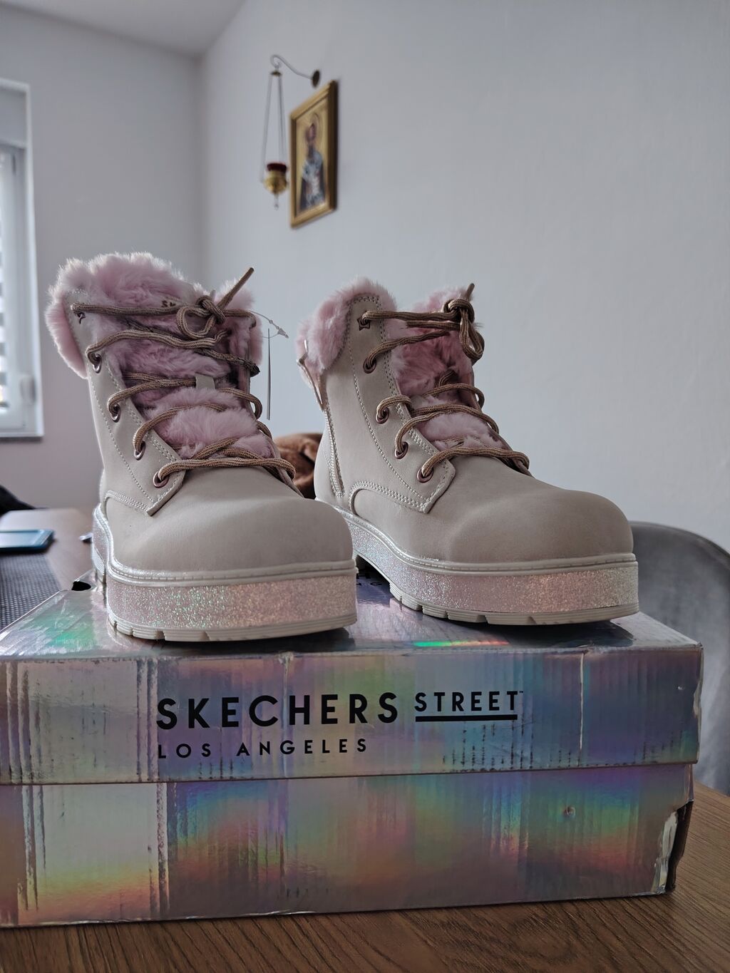 Čizme, Skechers, 37.5