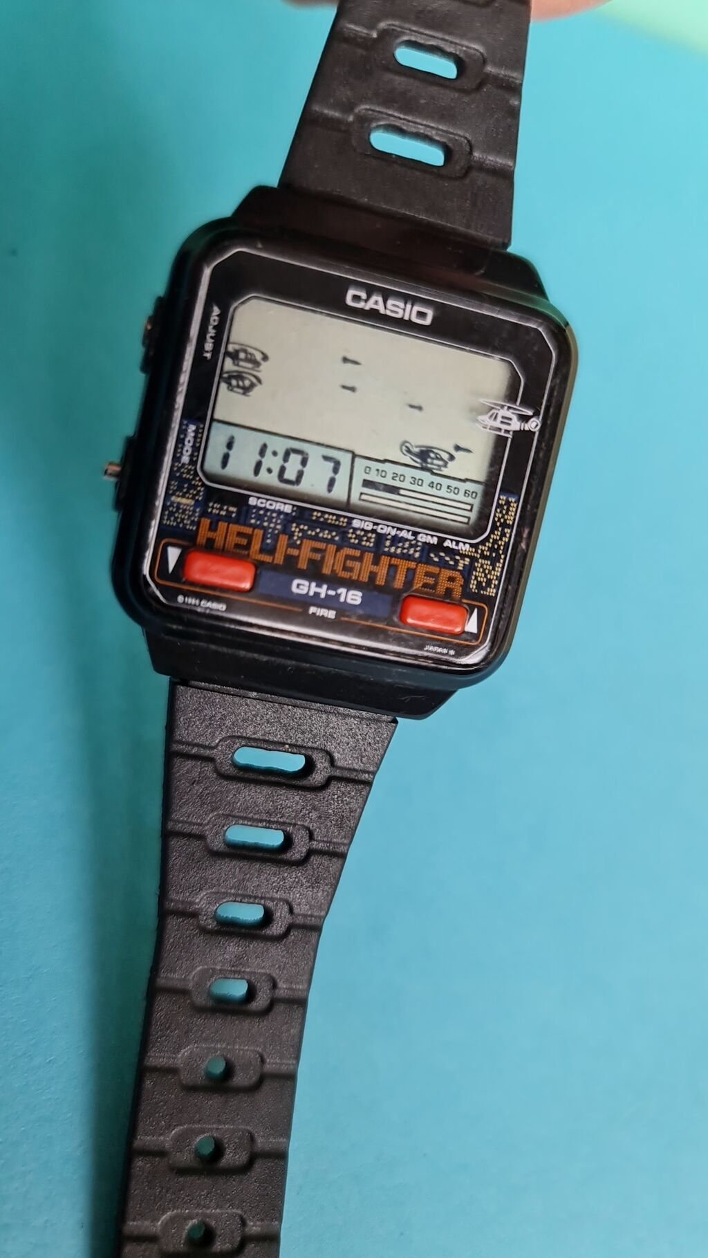 Casio GH-16 “Heli-Fighter” – digitalni ručni sat sa igrom -