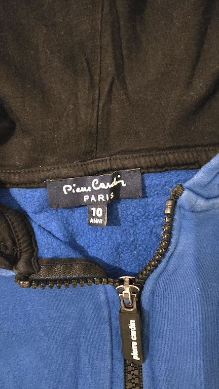 Sa kapuljačom, 128-134