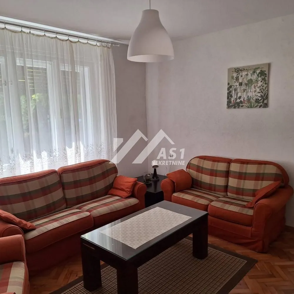 Izdavanje, kuća, 97m², Salajka, Novi Sad Sve Podlokacije
