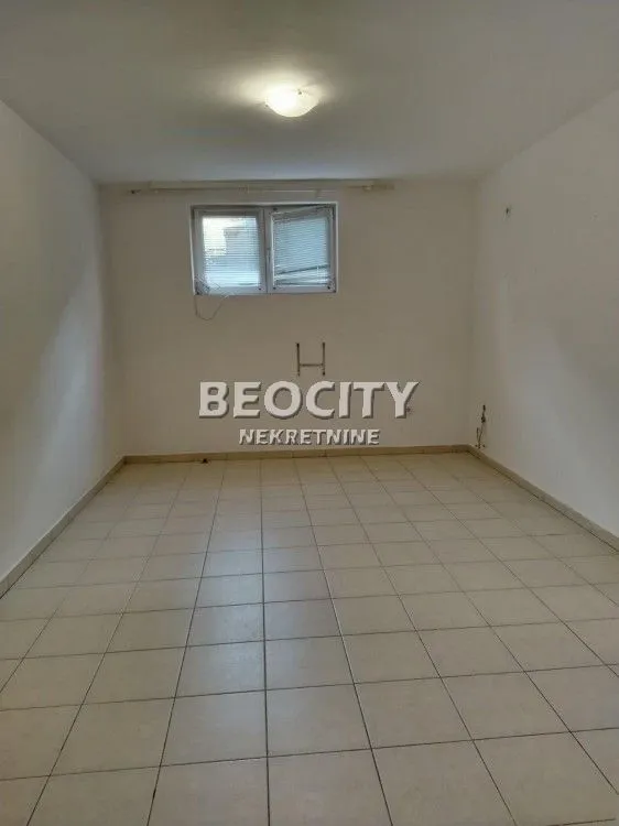 Prodaja, dvosoban stan, 37m², Centar, Novi Sad