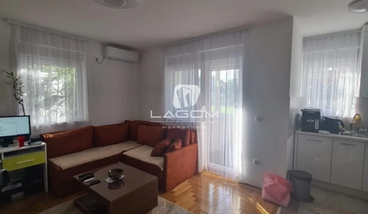 Prodaja, dvosoban stan, 43m², Ledine, Beograd