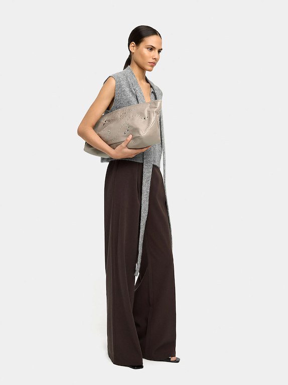 FLUID TROUSERS WITH PLEATS