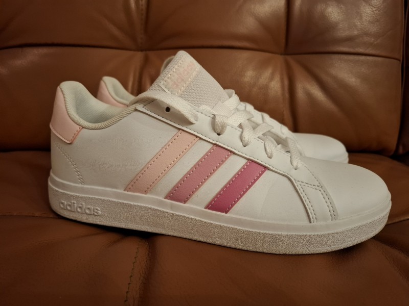 Adidas patike 37