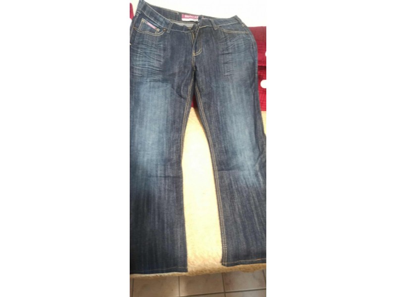 Farmerice Brokat Jeans 33 kao Nove