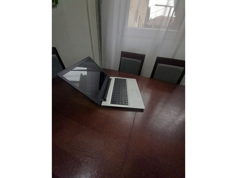 Laptop Lenovo Ideapad 110-15isk,model 80ud