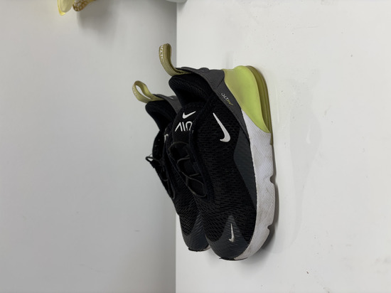 Nike AIR 270 SNIZEENE