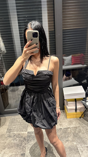 Zara haljinica