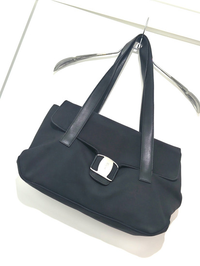 SALVATORE FERRAGAMO TORBA   ORIGINAL!