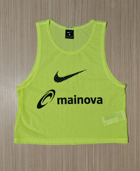Nike majica za trčanje S