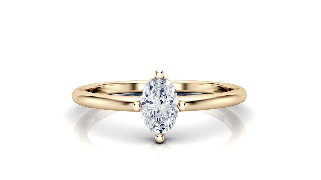 Oval Cut Engagement Ring