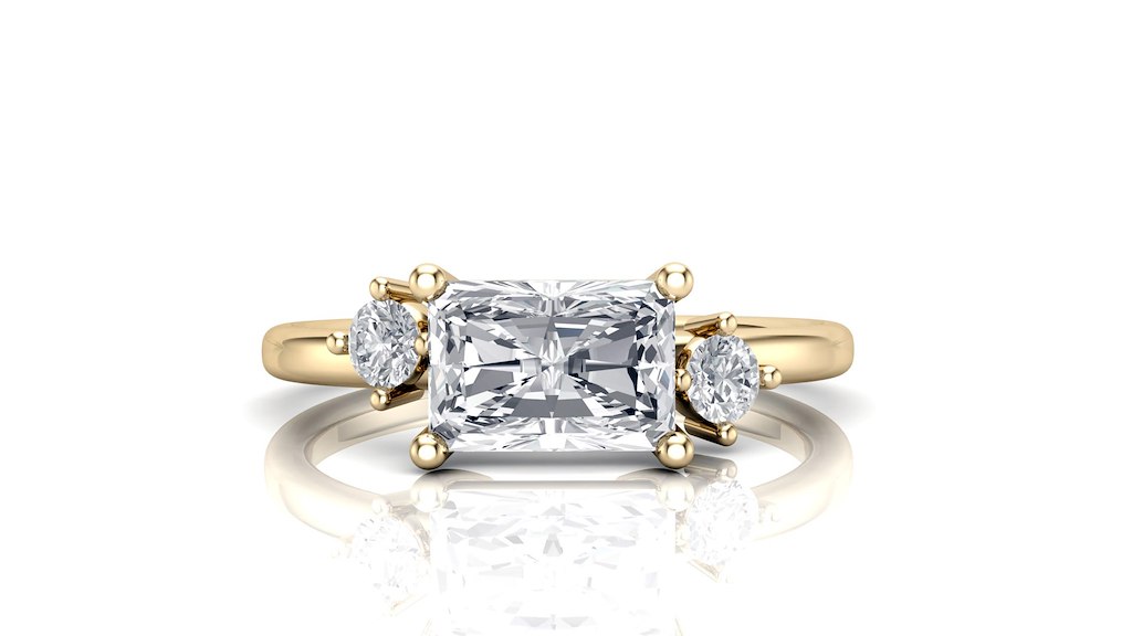 Radiant Cut Engagement ring