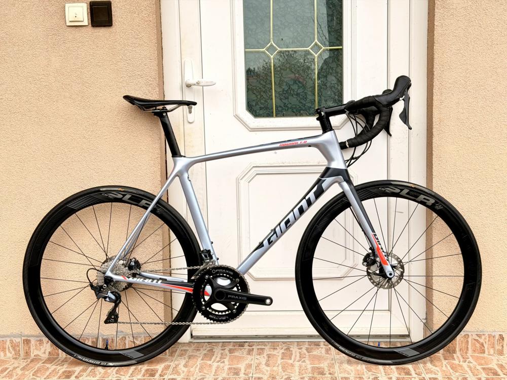 GIANT TCR 28 Vel-L 2x11 Ultegra Carbon