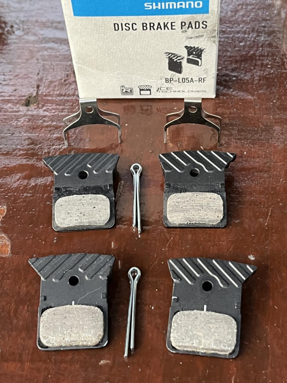Shimano Disc Brake Pads -L05A-RF Resin Ice-Tech 5V
