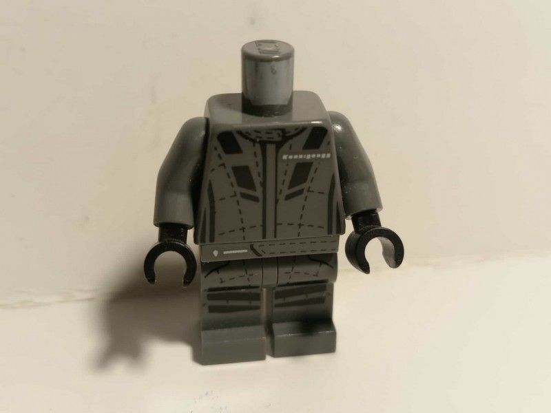 Kinder figurica sc094 bez glave