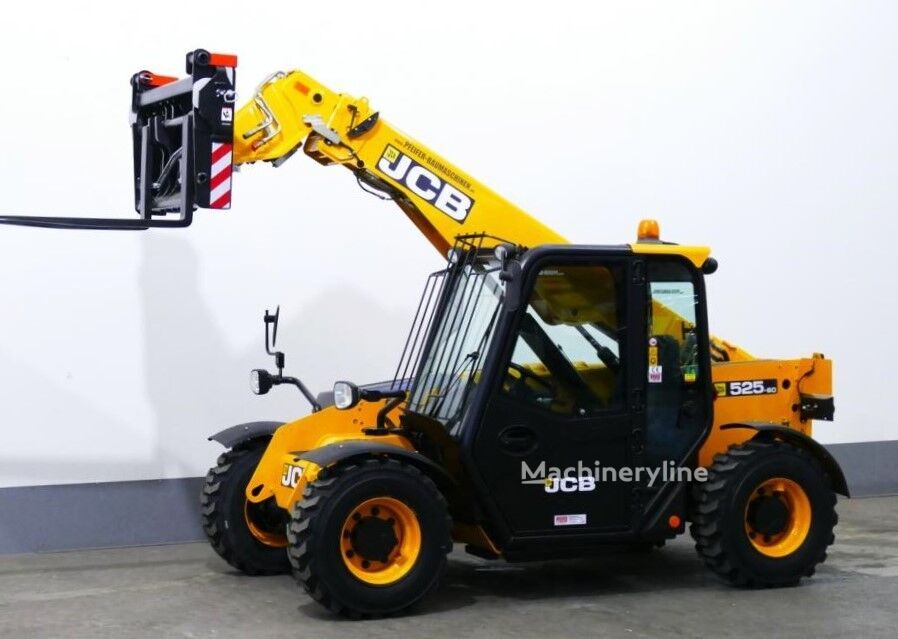 JCB 525 - 60 HiViz T4 4x4x4 - 6m / 2.5. Q - Fit teleskopski utovarivač