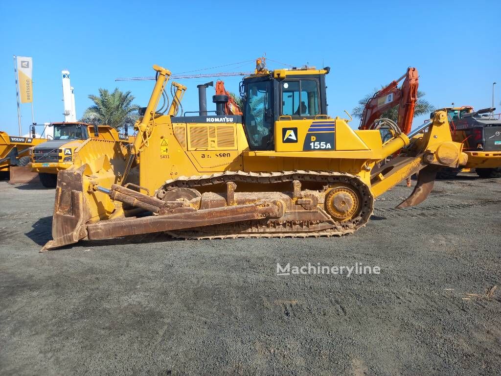 Komatsu D155A-6R (4 pcs available in Abu Dhabi) buldožer