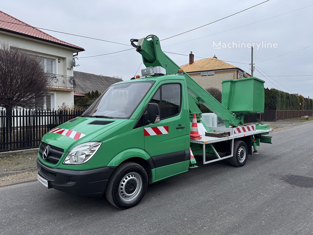 Mercedes-Benz Sprinter 311 auto dizalica s korpom