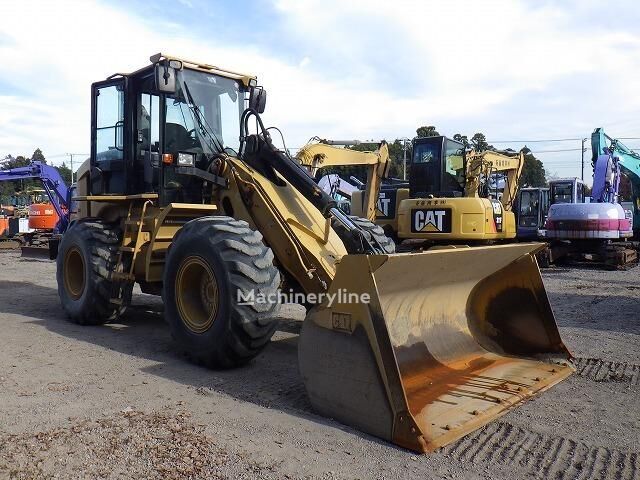 Caterpillar 930H prednji utovarivač