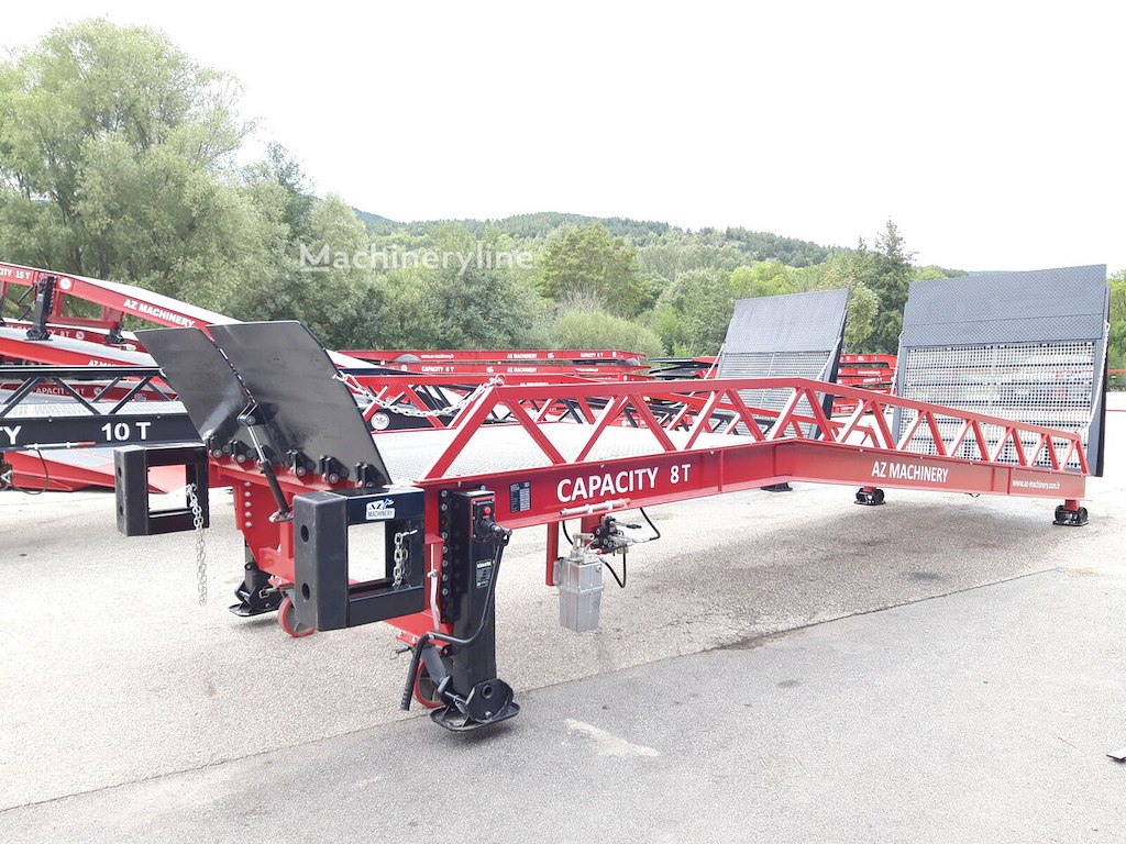 Izdajem AZ-Machinery AZ RAMP-STAR- 8T-LLD mobilnu utovarnu rampu