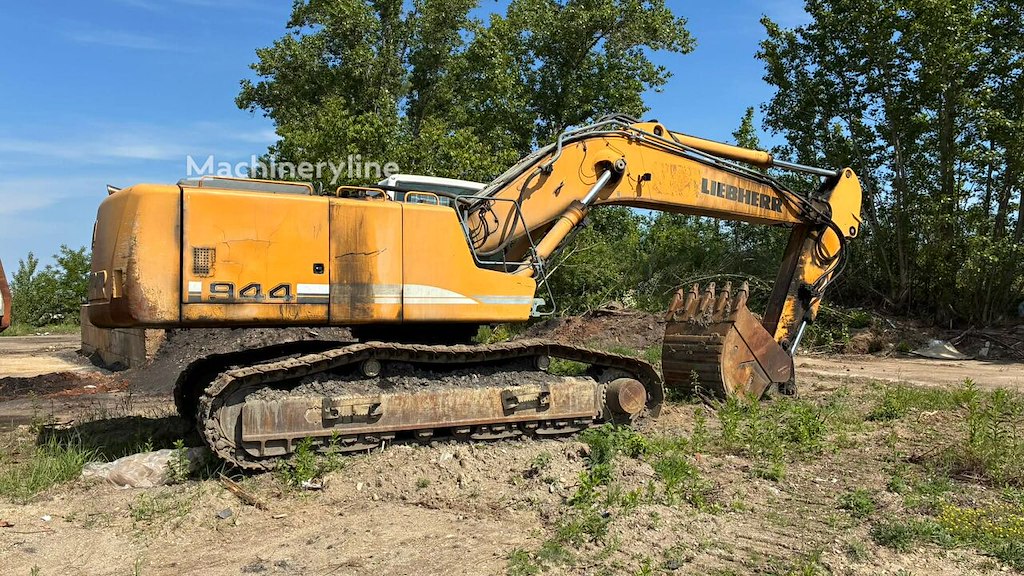 Liebherr R 944C kabina