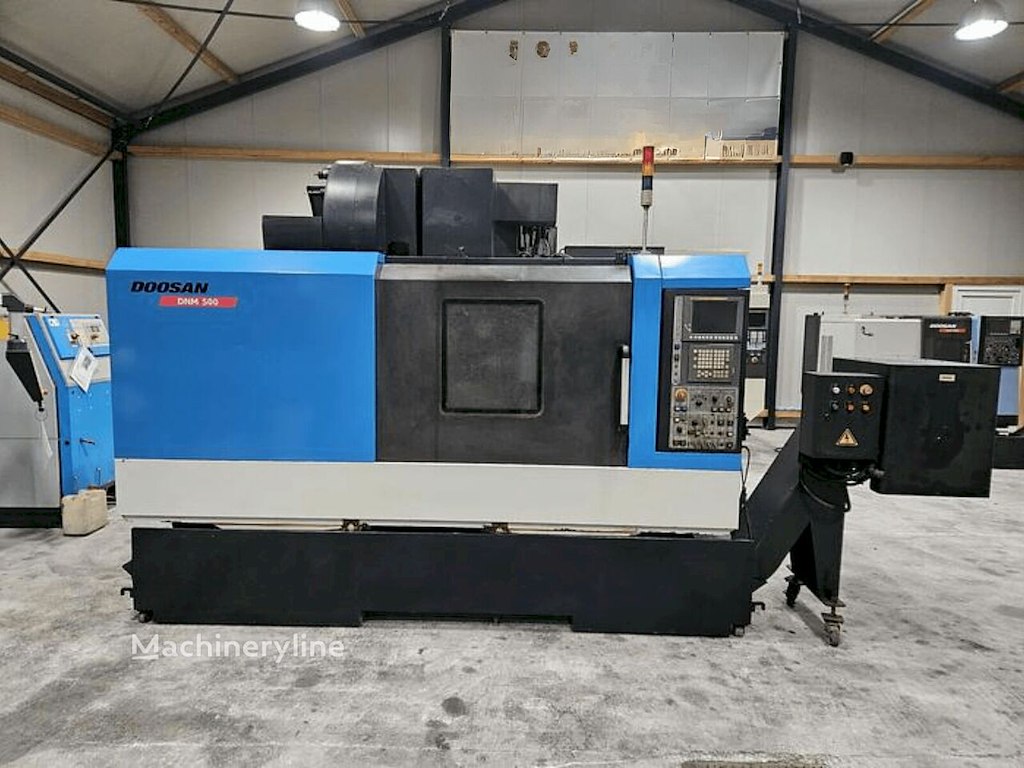 Doosan DNM 500 obradni centar